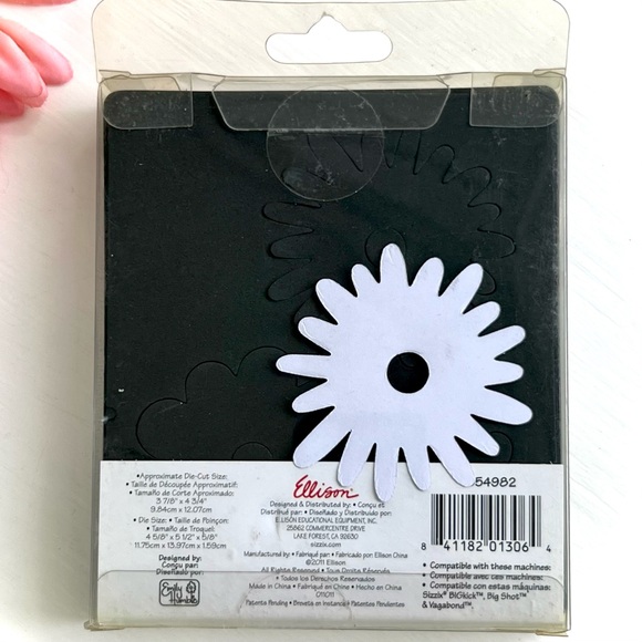 Sizzix | Office | New Sizzix Flower Layers Die Cut 3 Paper Crafts Card ...